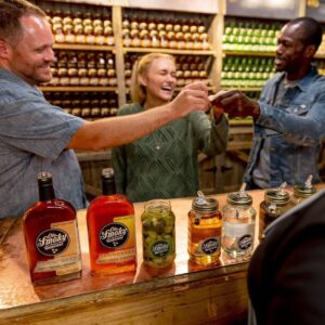 5 Best Moonshine Tasting in Gatlinburg and Nearby